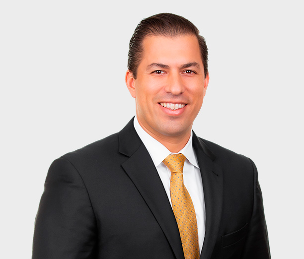 IMMIGRATION ATTORNEY | Carlos Mauricio Duque